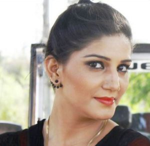 Sapna Choudhary Biography in Hindi | सपना चौधरी (हरियाणवी डांसर) जीवन ...