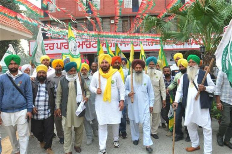 Gulab Kaur Biography in Hindi | गुलाब कौर जीवन परिचय | StarsUnfolded ...